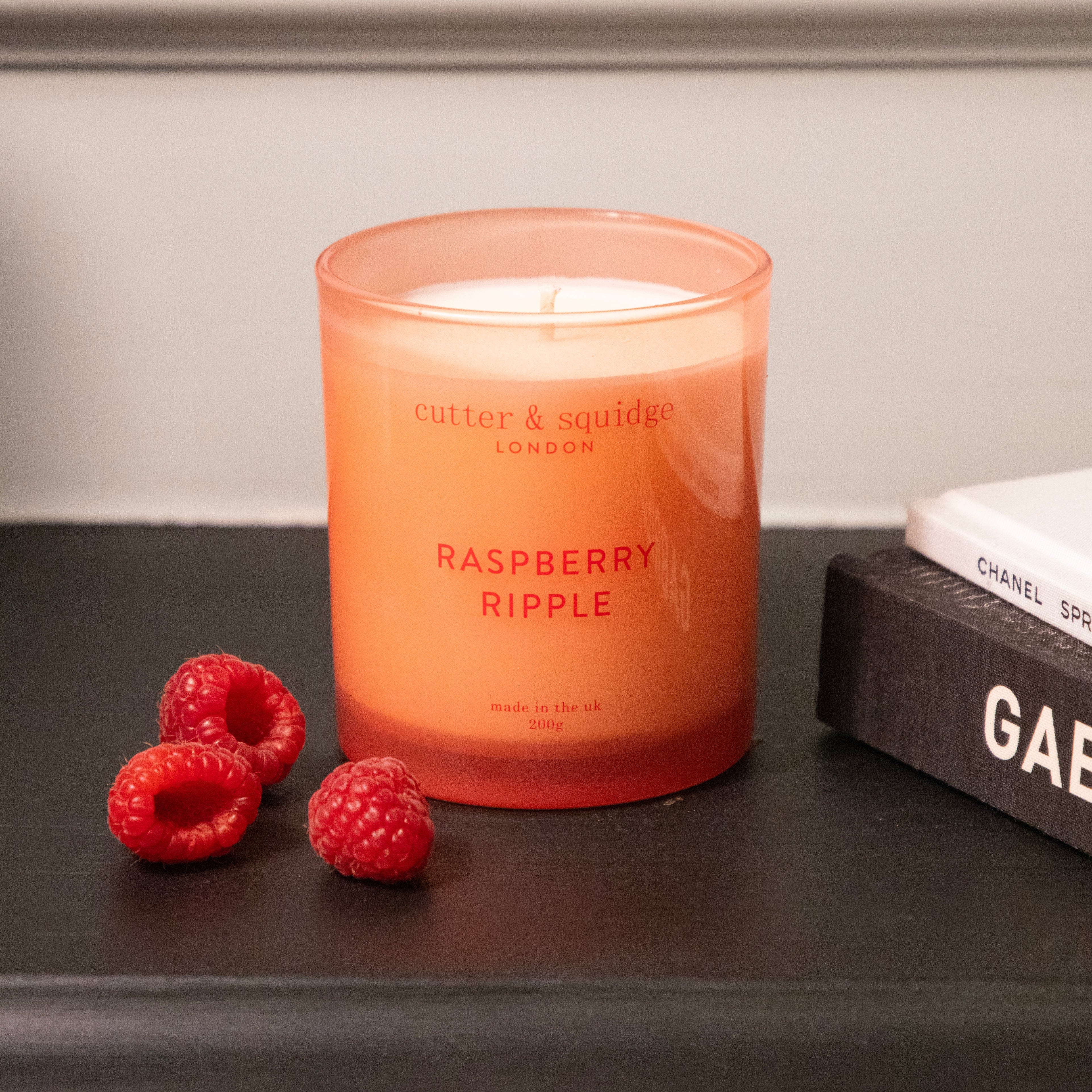 Raspberry Ripple Candle – Cutter & Squidge