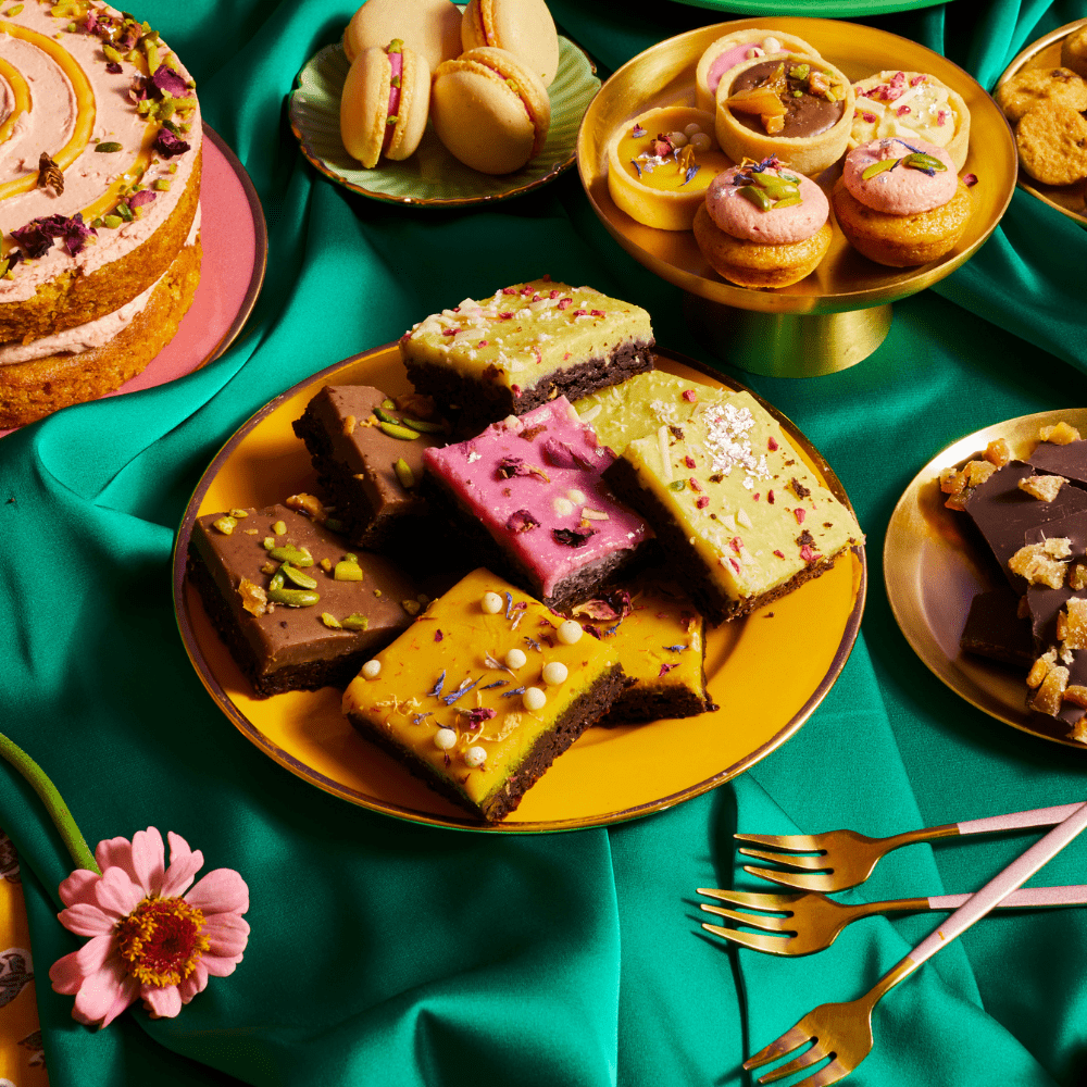 Diwali Mixed Mini Brownies | 4 Flavour Brownie Bites Delivered – Cutter ...