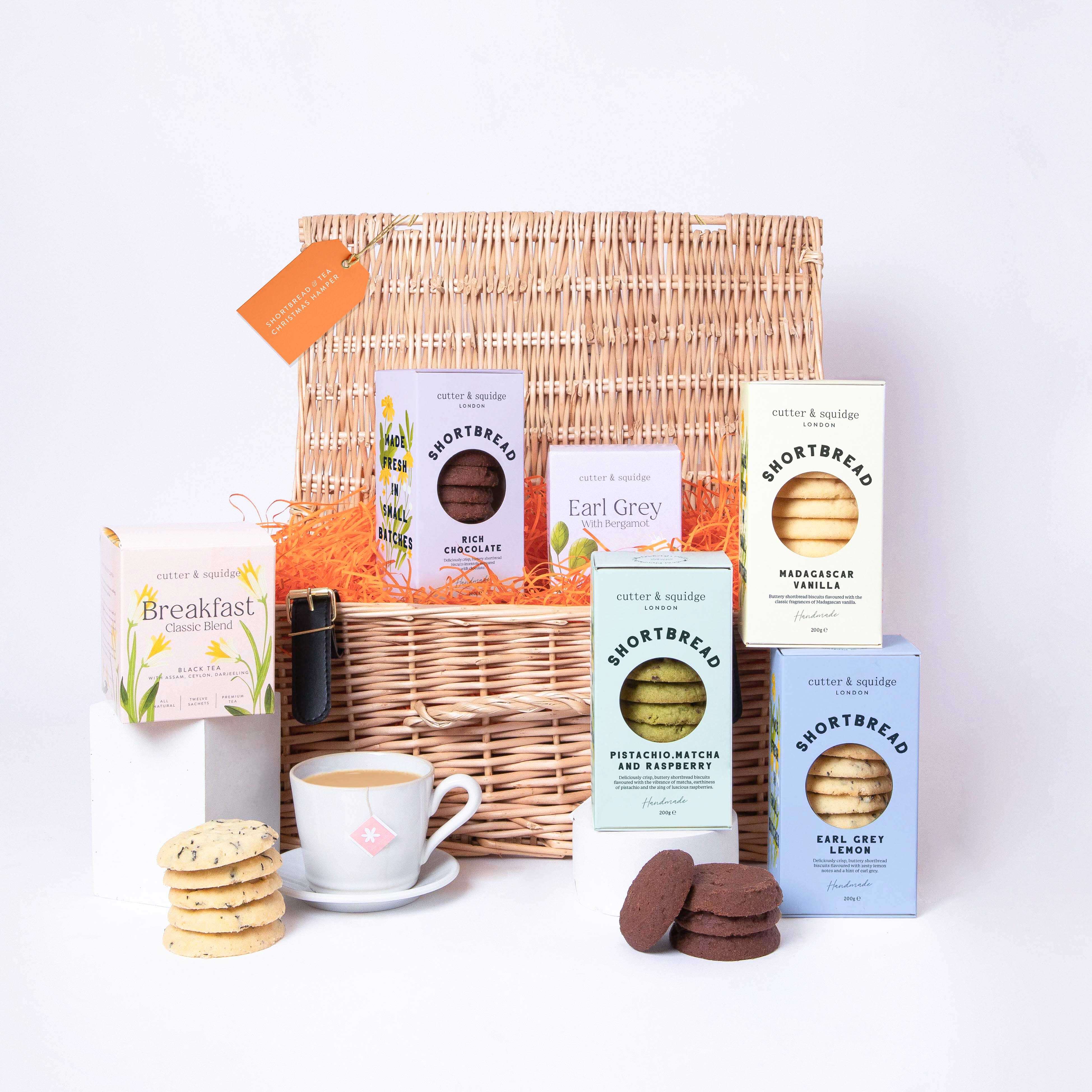 Shortbread And Tea Christmas Hamper – Cutter & Squidge