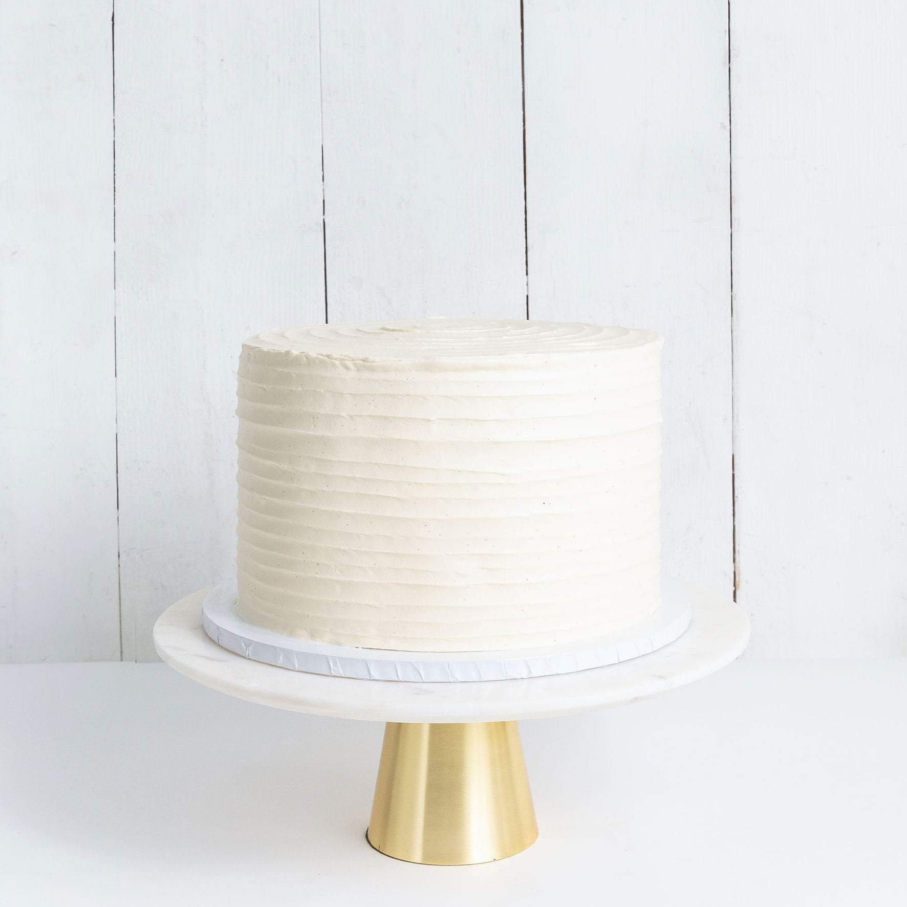 Simply Ruffle Wedding Cake – Cutter & Squidge